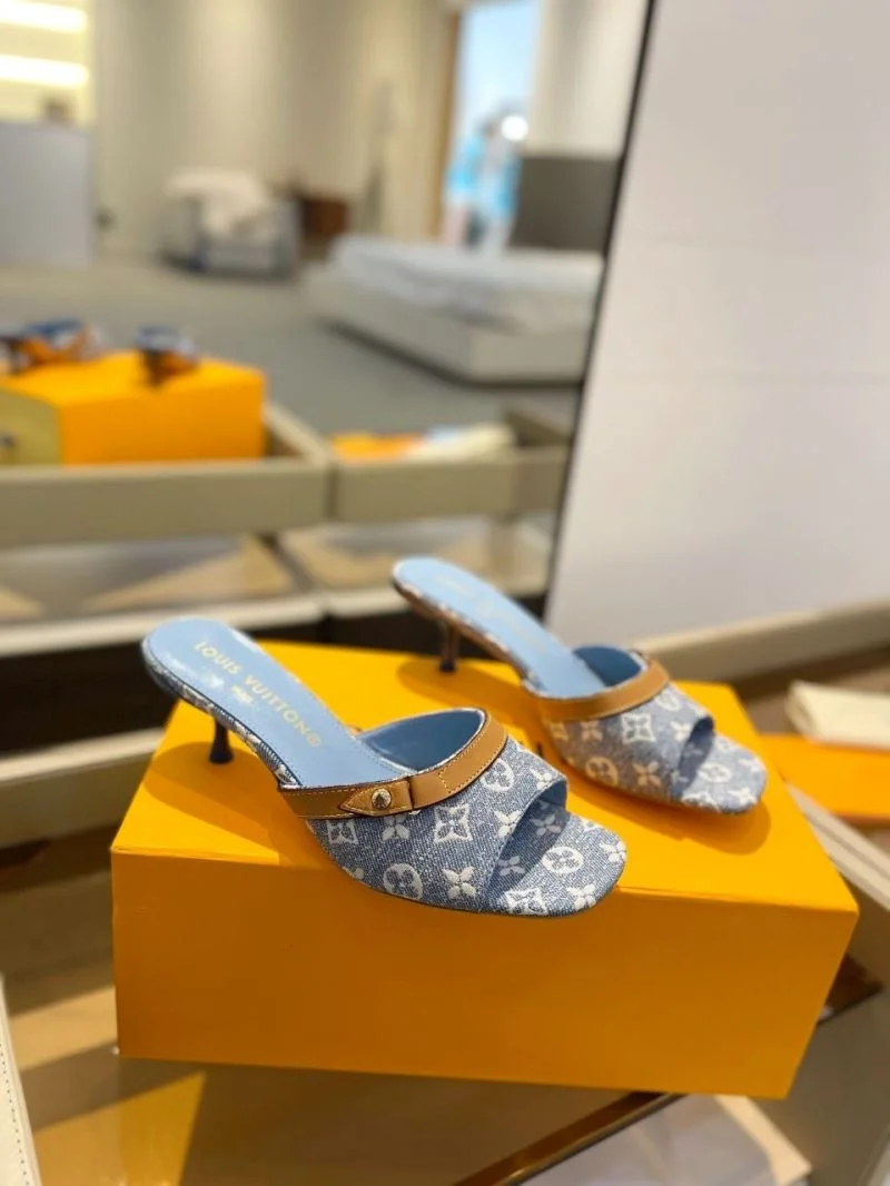 Louis Vuitton Slippers