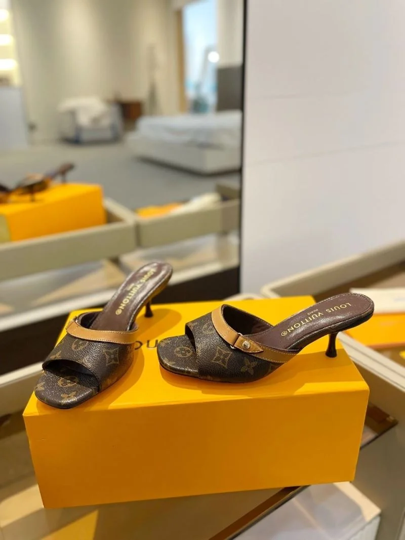 Exact replica Louis Vuitton Slippers