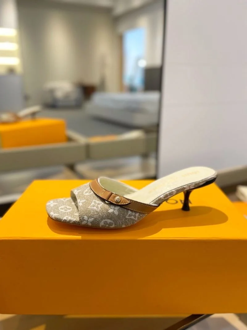 Louis Vuitton Slippers