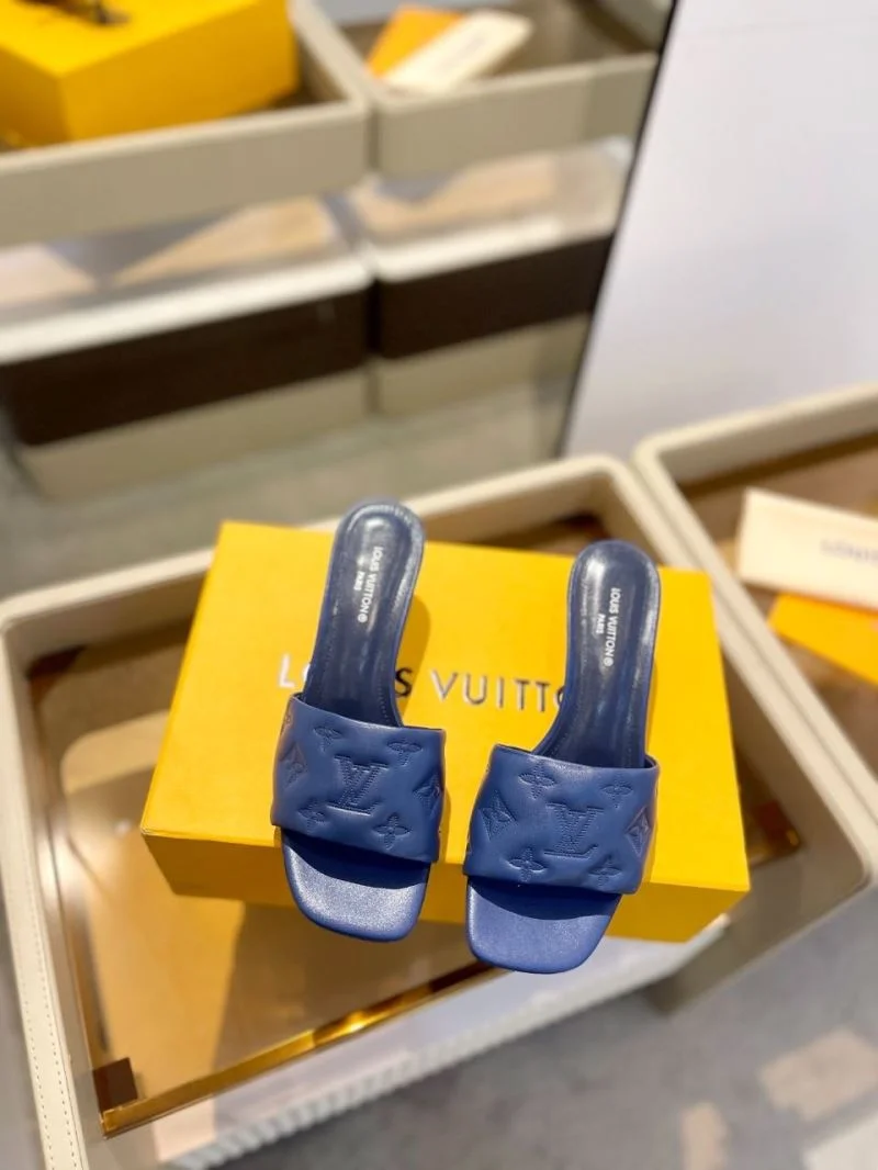 Accurate model Louis Vuitton Slippers