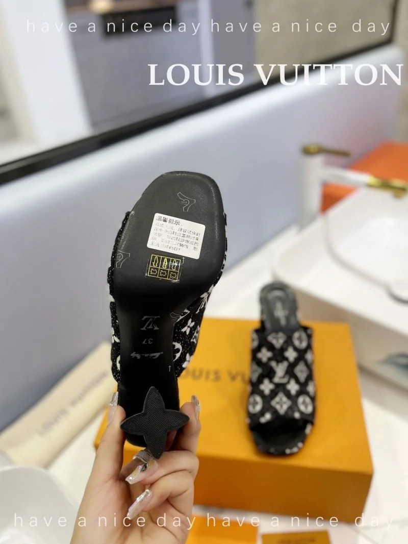 Economical Louis Vuitton Slippers