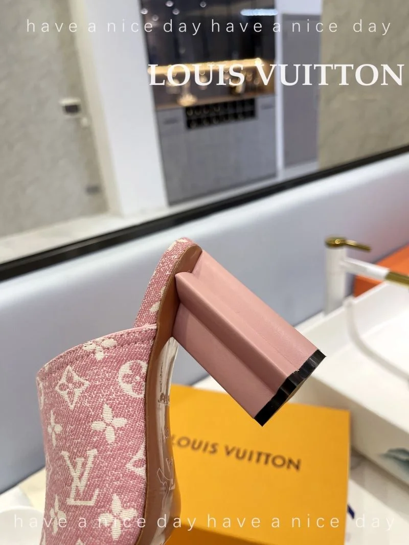 Low-cost Louis Vuitton Slippers