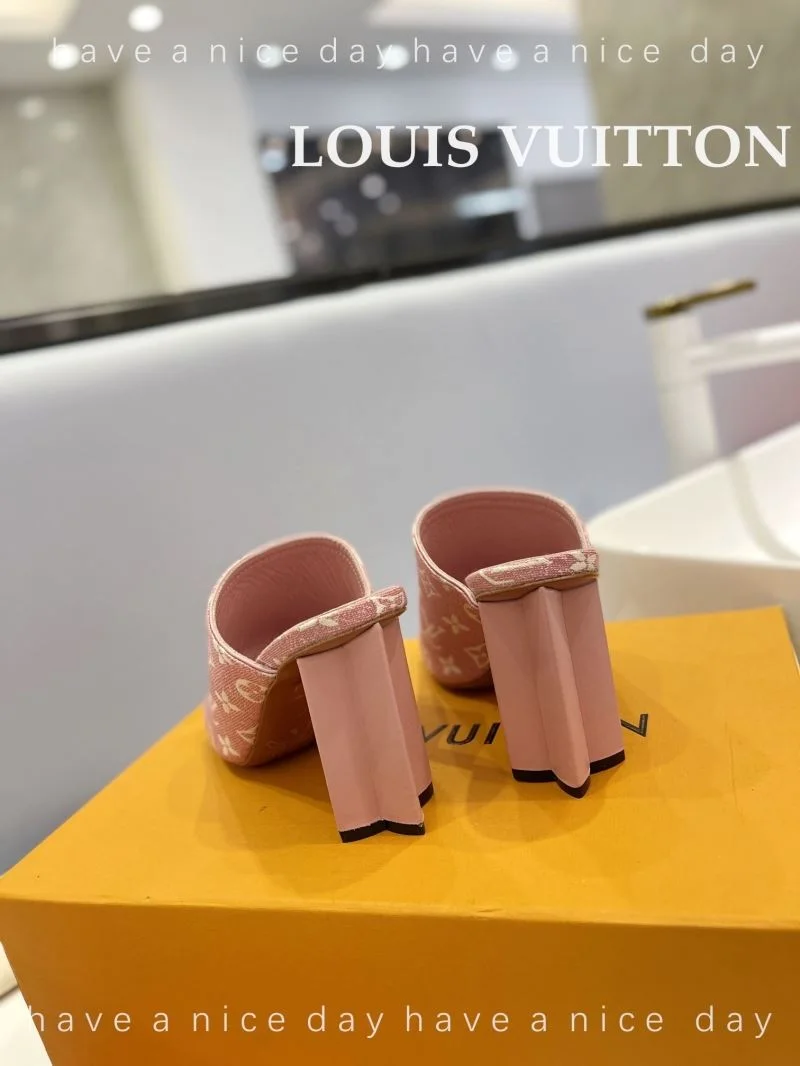 Low-cost Louis Vuitton Slippers