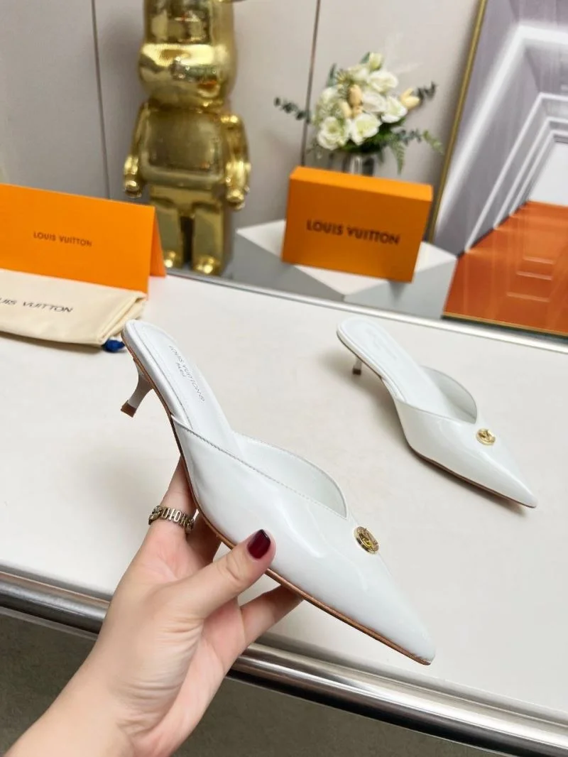 Louis Vuitton Slippers
