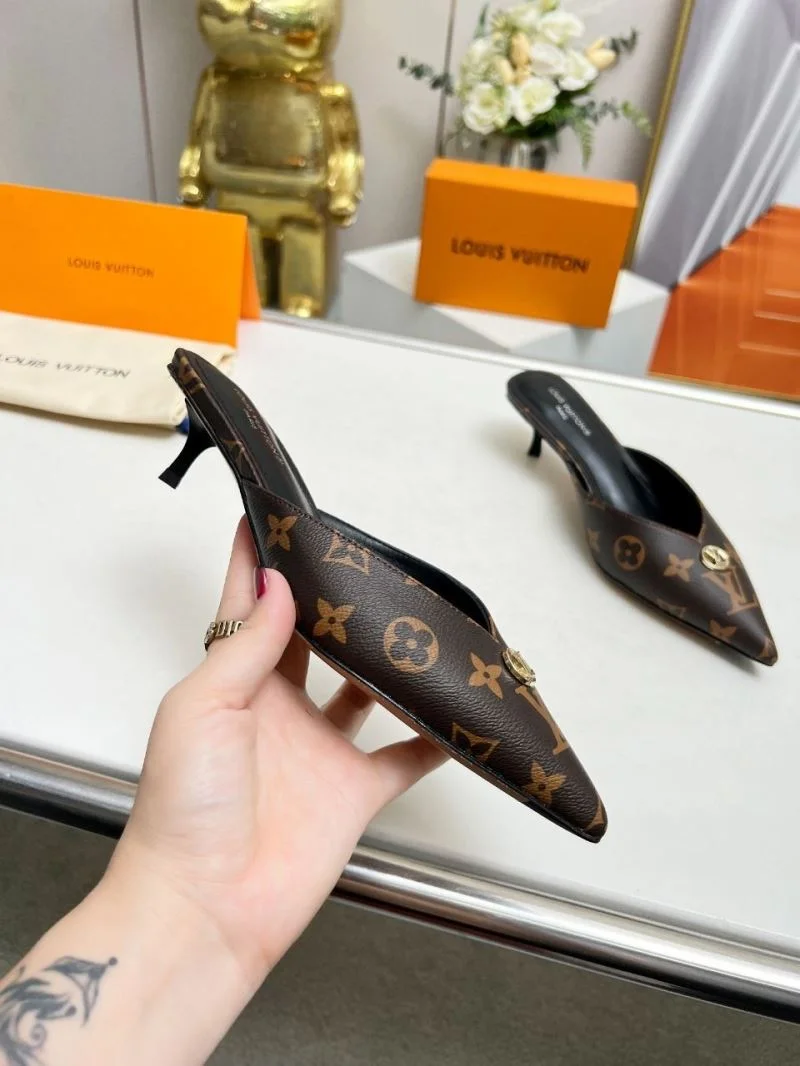 Louis Vuitton Slippers