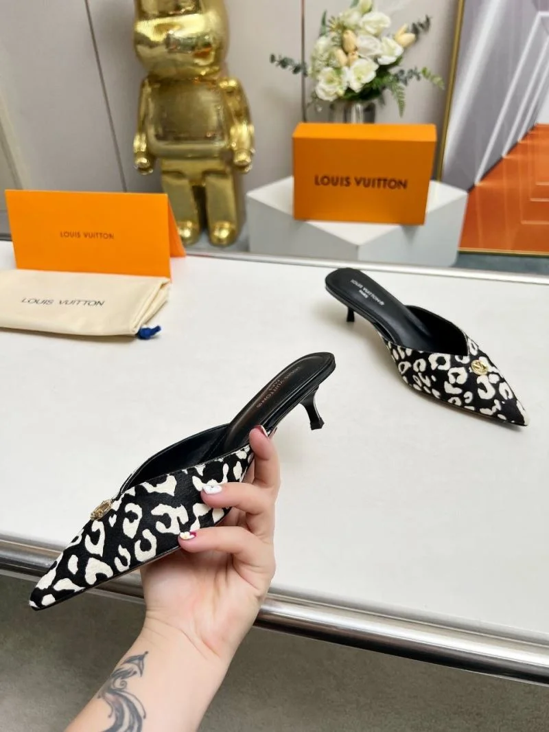 Precise copy Louis Vuitton Slippers