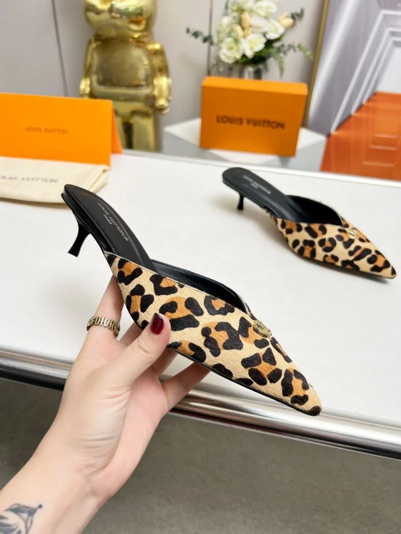 Louis Vuitton Slippers