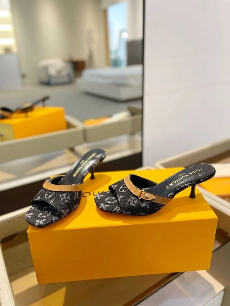 Bargain Louis Vuitton Slippers