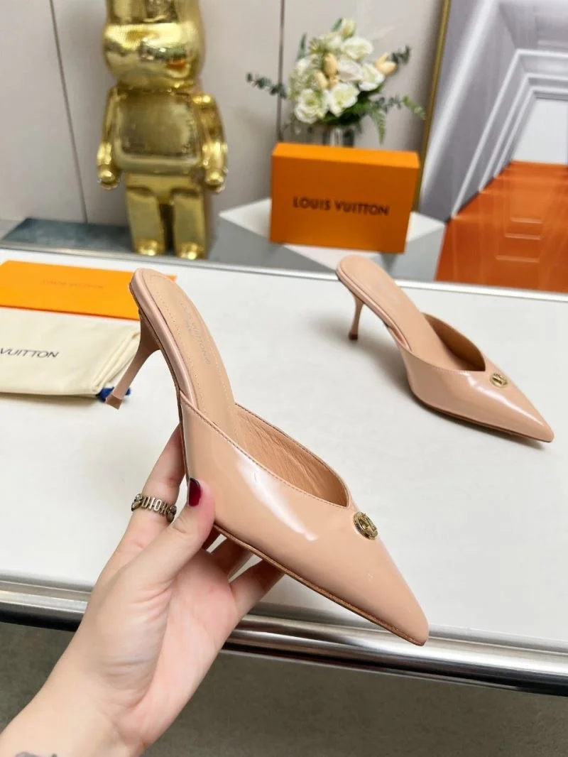Louis Vuitton Slippers