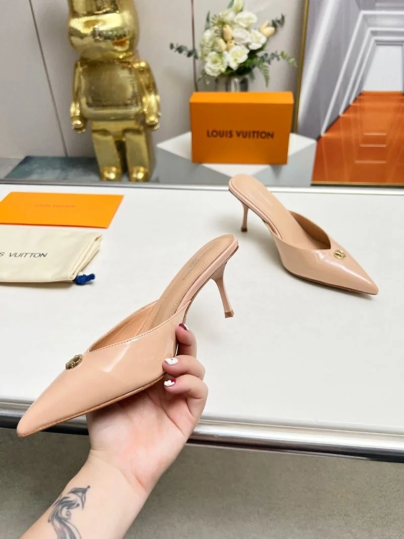Bargain Louis Vuitton Slippers