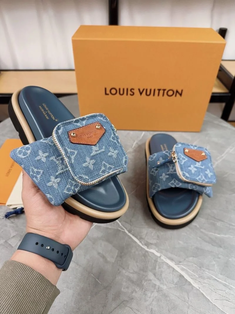 Top match Louis Vuitton Slippers