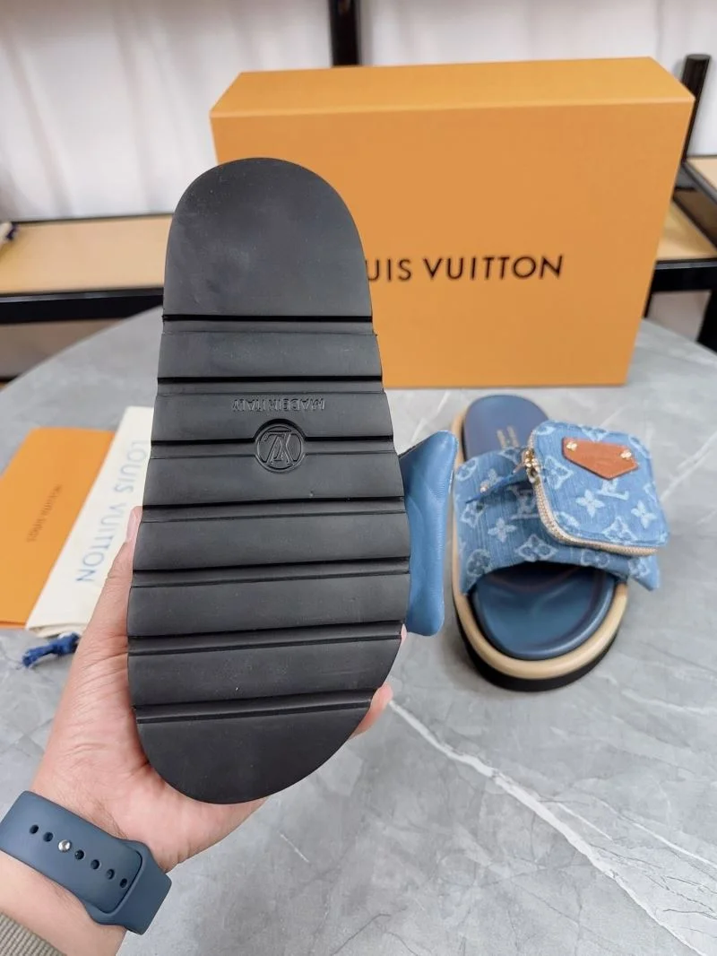 Top match Louis Vuitton Slippers