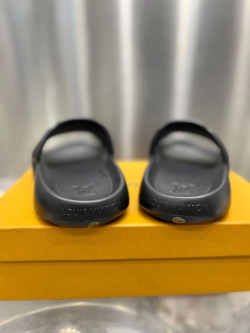 Factory-made Louis Vuitton Slippers