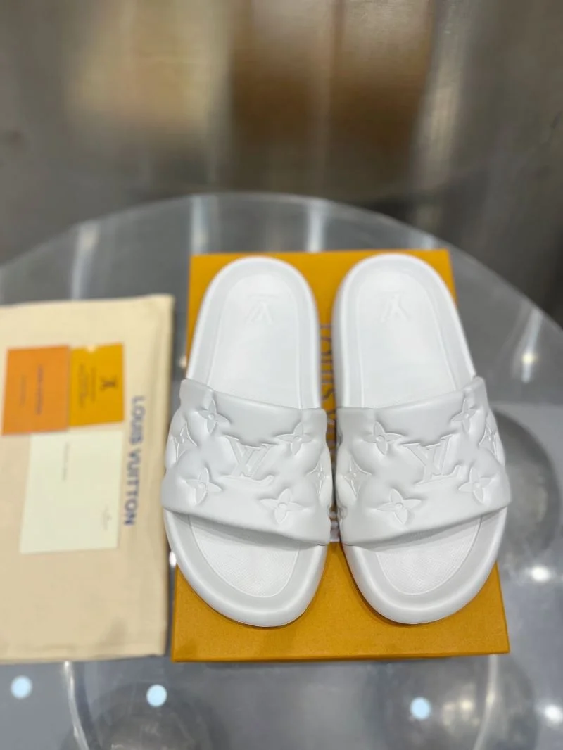 Economical Louis Vuitton Slippers