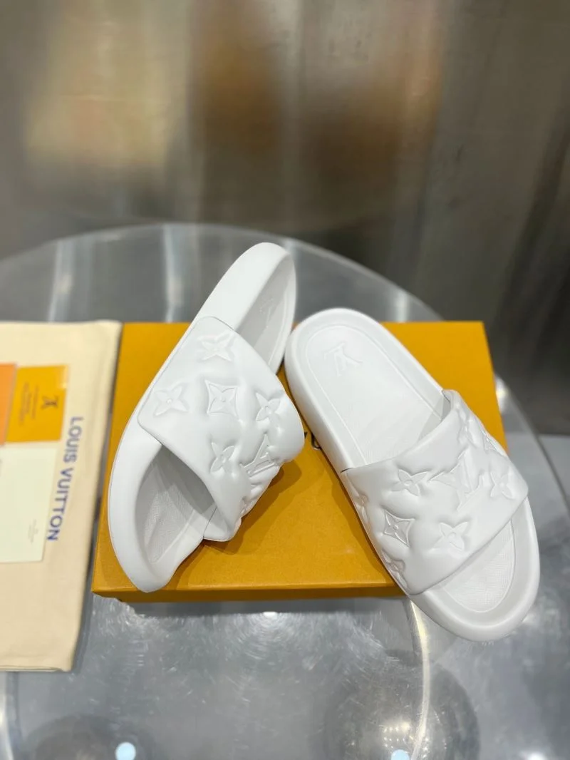 Economical Louis Vuitton Slippers