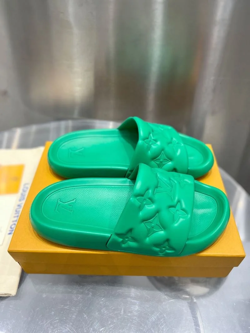 Louis Vuitton Slippers