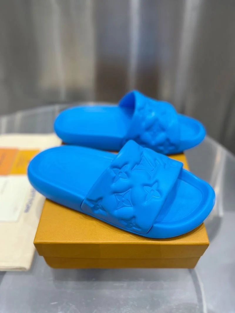 Louis Vuitton Slippers