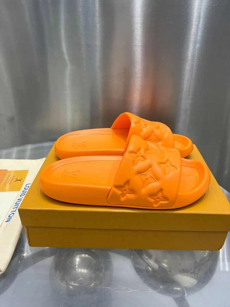 Louis Vuitton Slippers