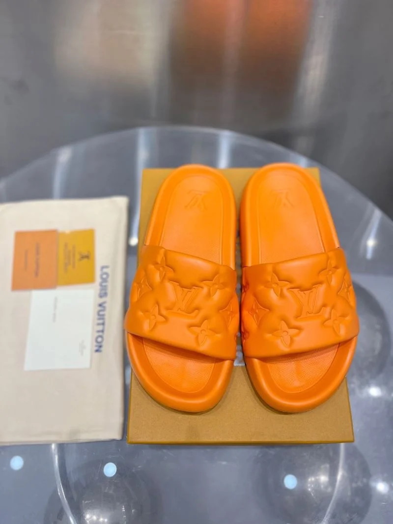 High fidelity Louis Vuitton Slippers