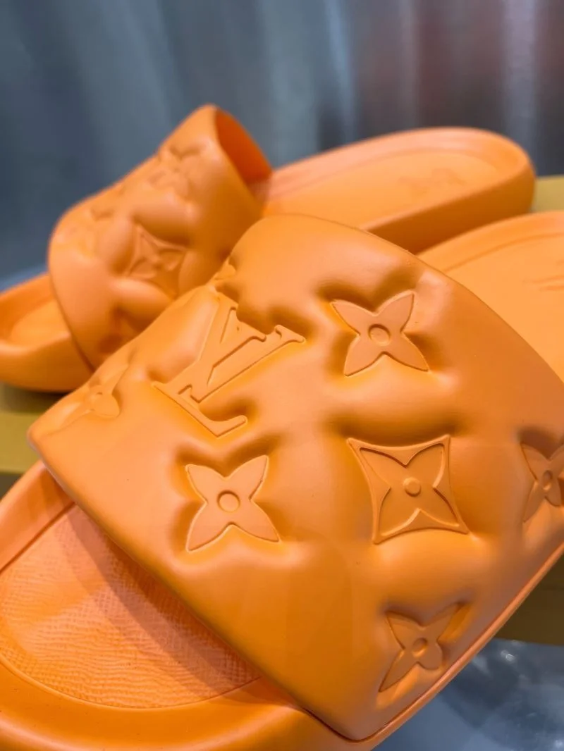 High fidelity Louis Vuitton Slippers