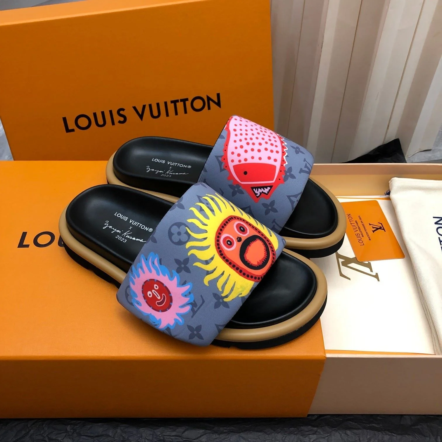 Perfect replica Louis Vuitton Slippers