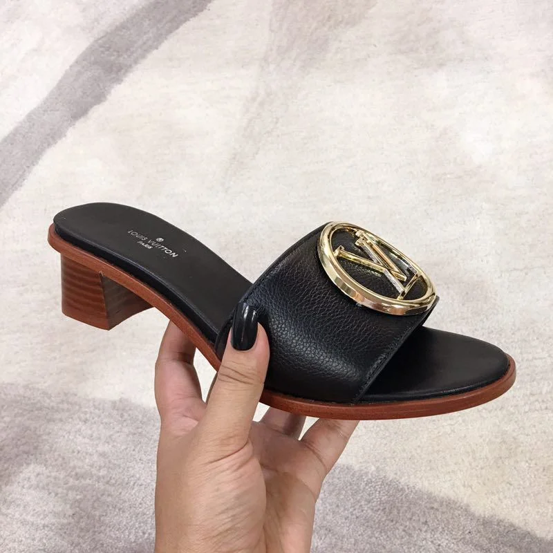 Low-cost Louis Vuitton Slippers
