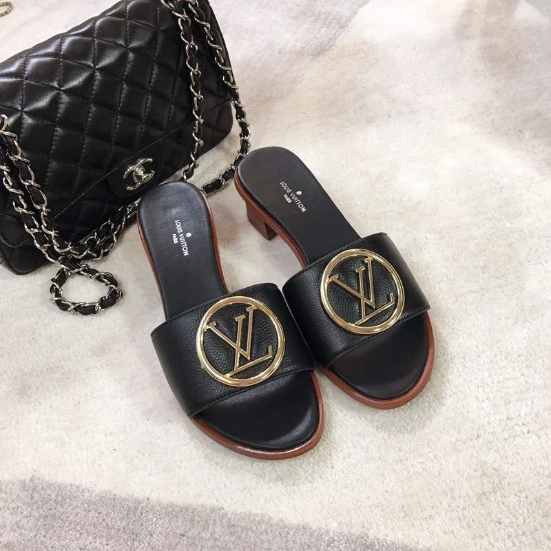 Low-cost Louis Vuitton Slippers
