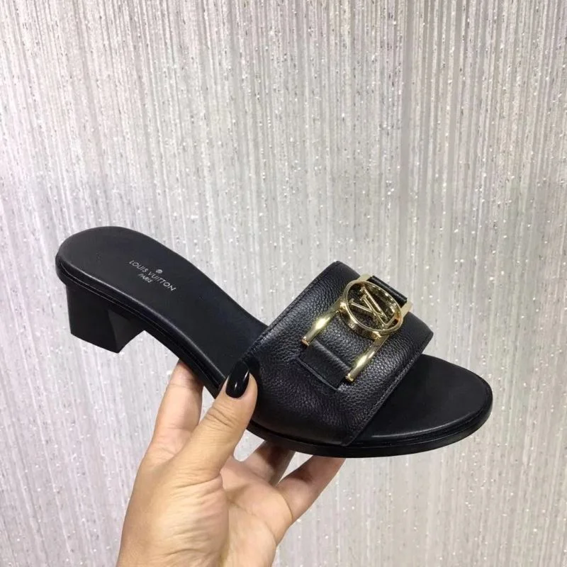 Louis Vuitton Slippers