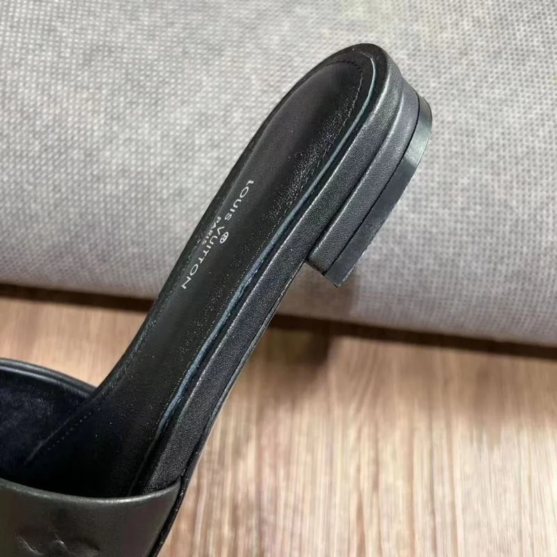 Precise copy Louis Vuitton Slippers