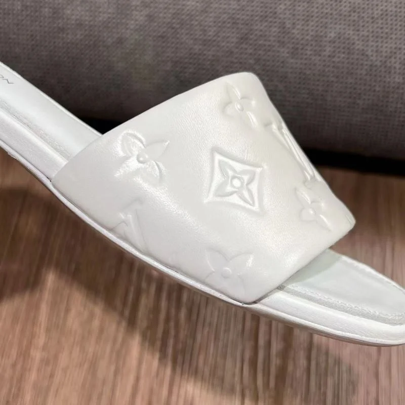 Mirror quality Louis Vuitton Slippers