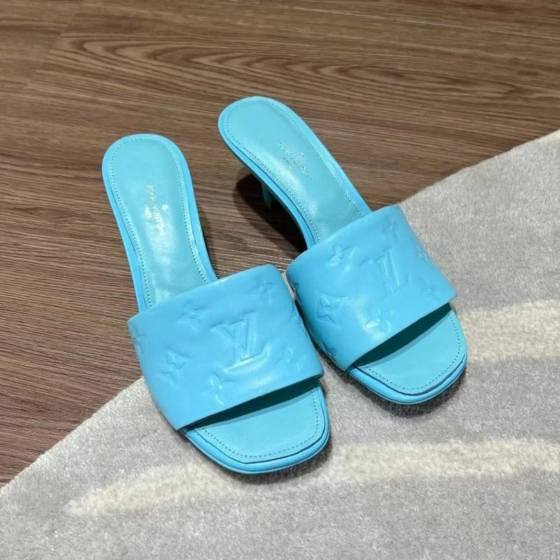 Accurate model Louis Vuitton Slippers