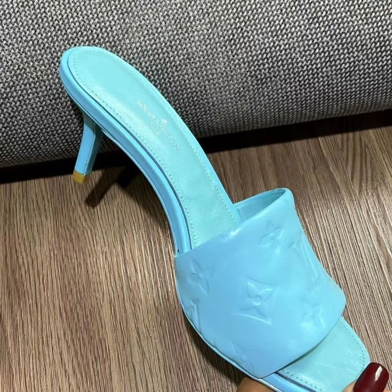Accurate model Louis Vuitton Slippers