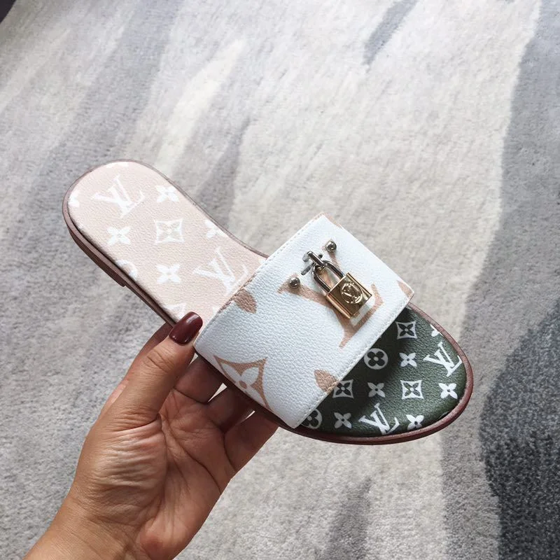 Brand-authenticated Louis Vuitton Slippers