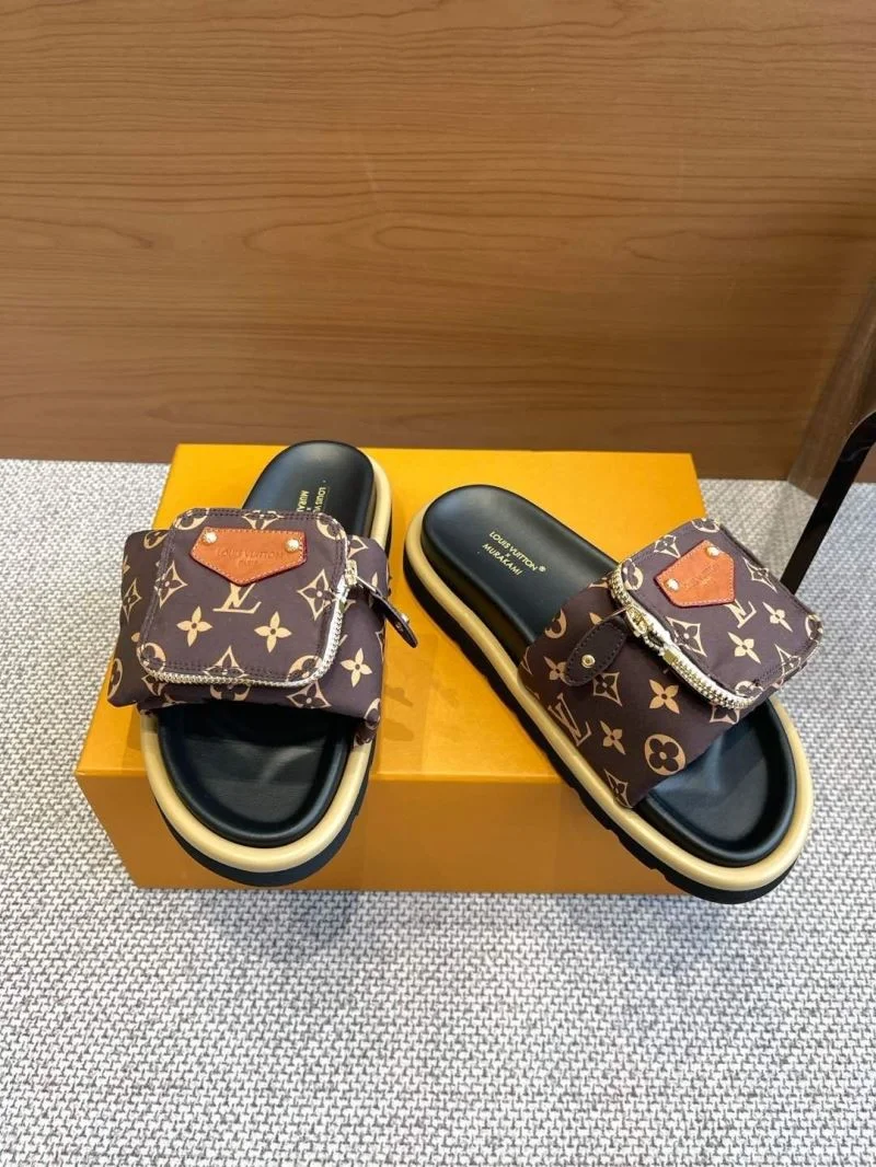 Top match Louis Vuitton Slippers