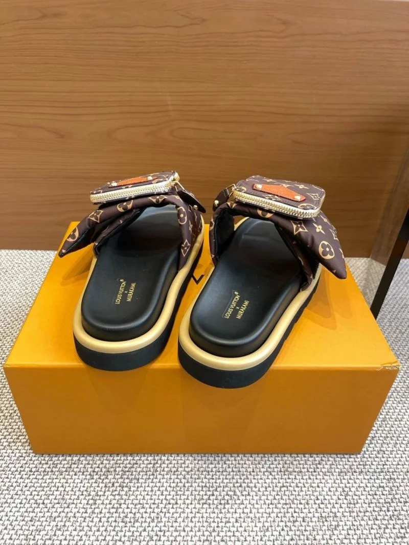 Top match Louis Vuitton Slippers