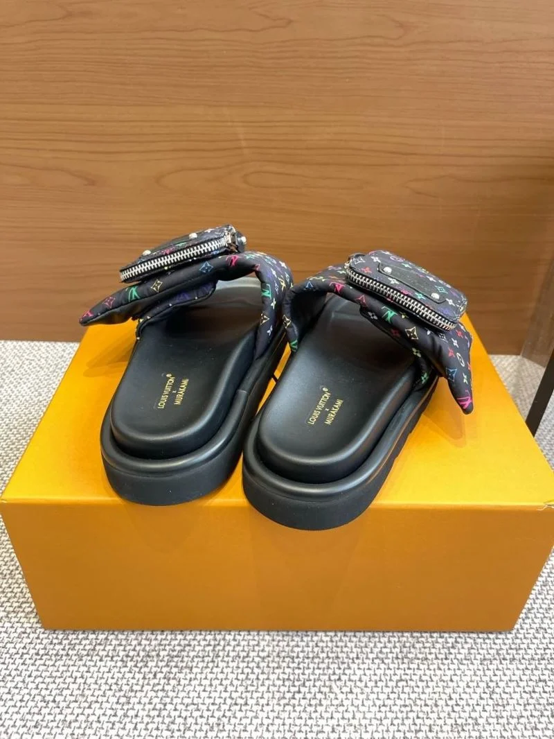 Bargain Louis Vuitton Slippers