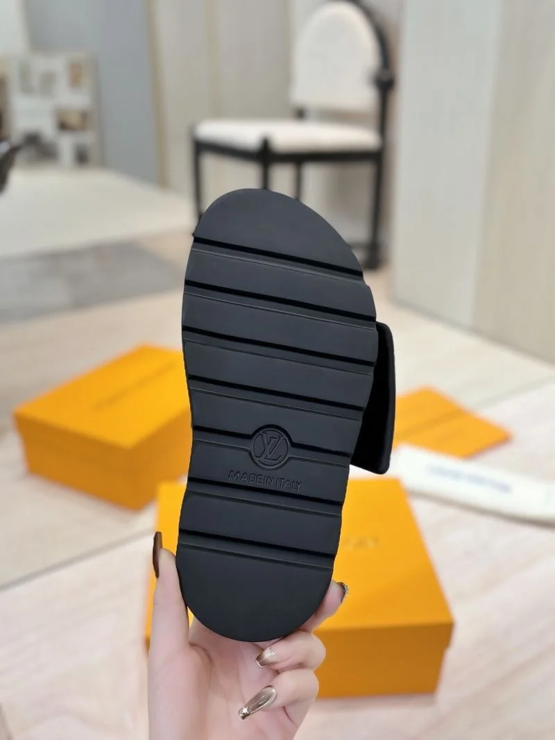 Economical Louis Vuitton Slippers