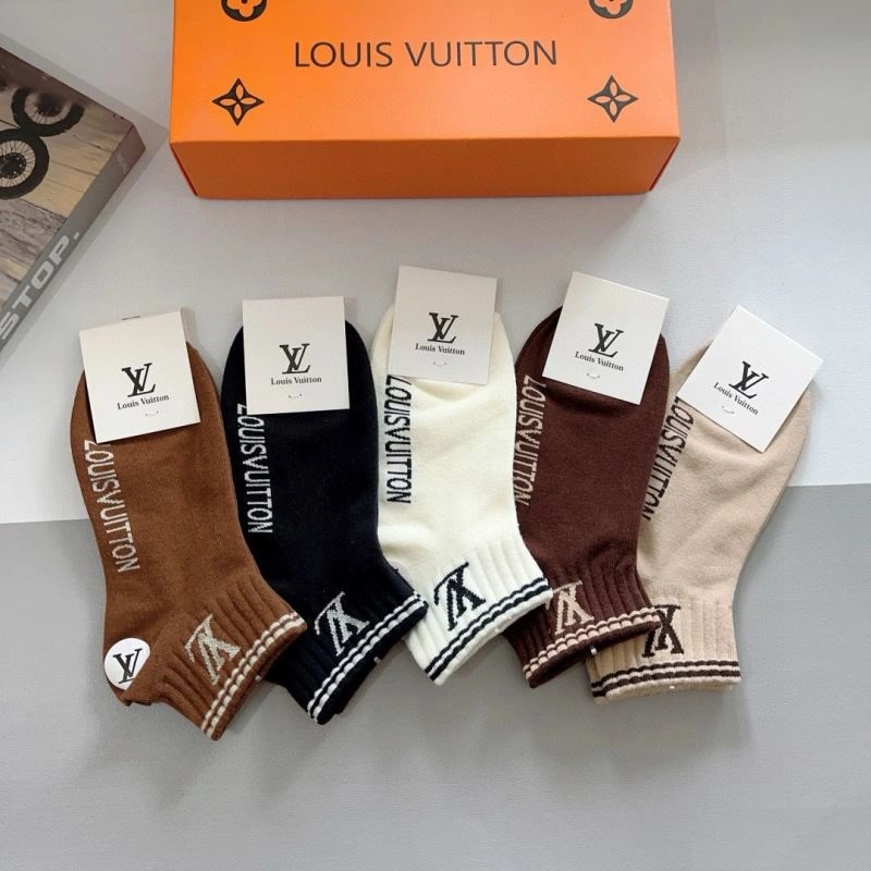 Inexpensive Louis Vuitton Socks