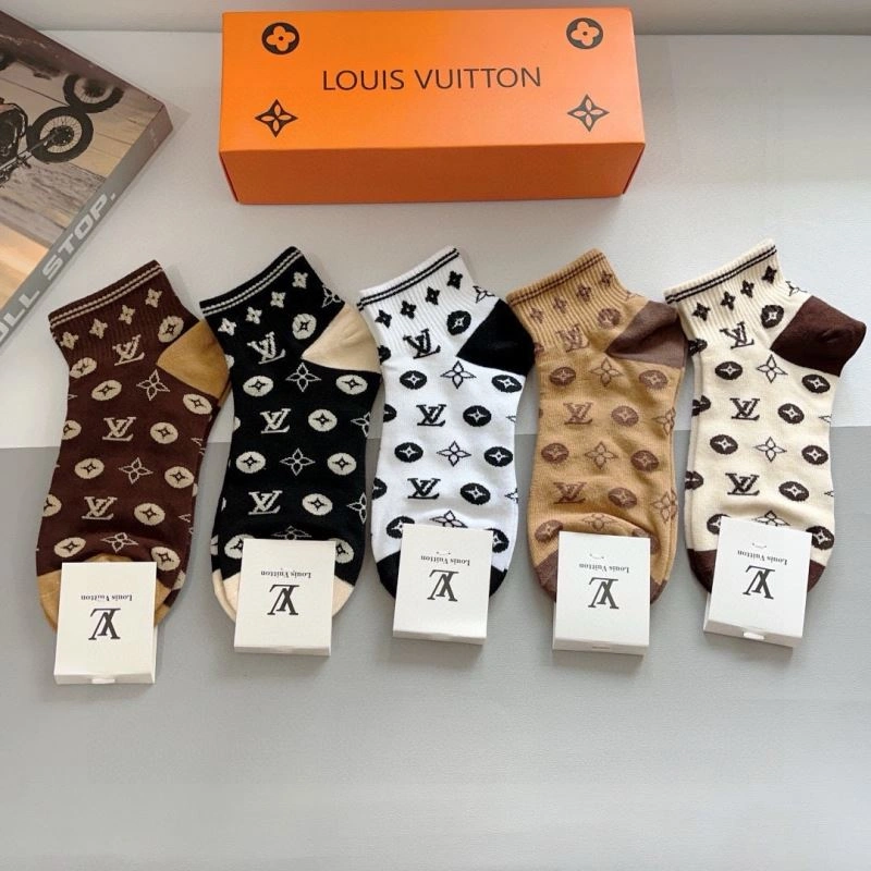 Value-priced Louis Vuitton Socks