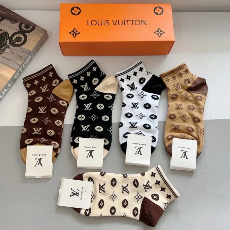 Value-priced Louis Vuitton Socks