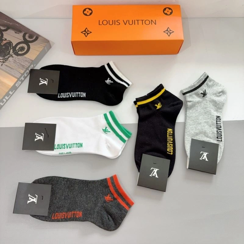 Mirror quality Louis Vuitton Socks