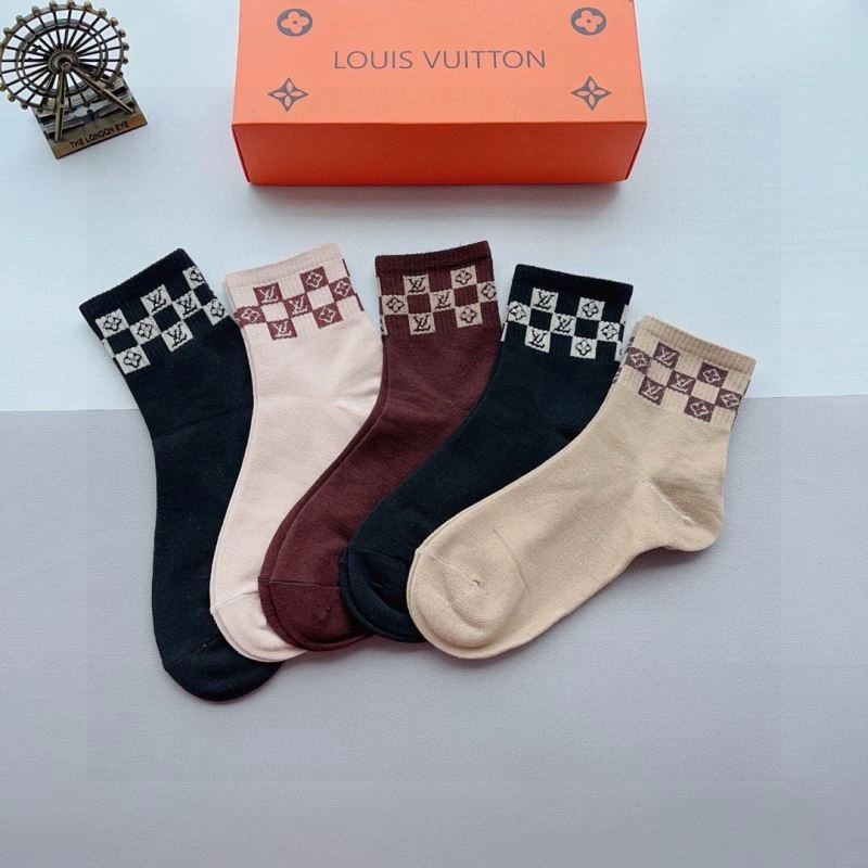 Inexpensive Louis Vuitton Socks
