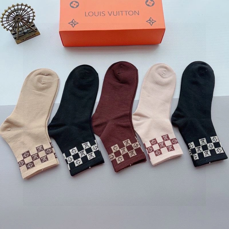 Inexpensive Louis Vuitton Socks