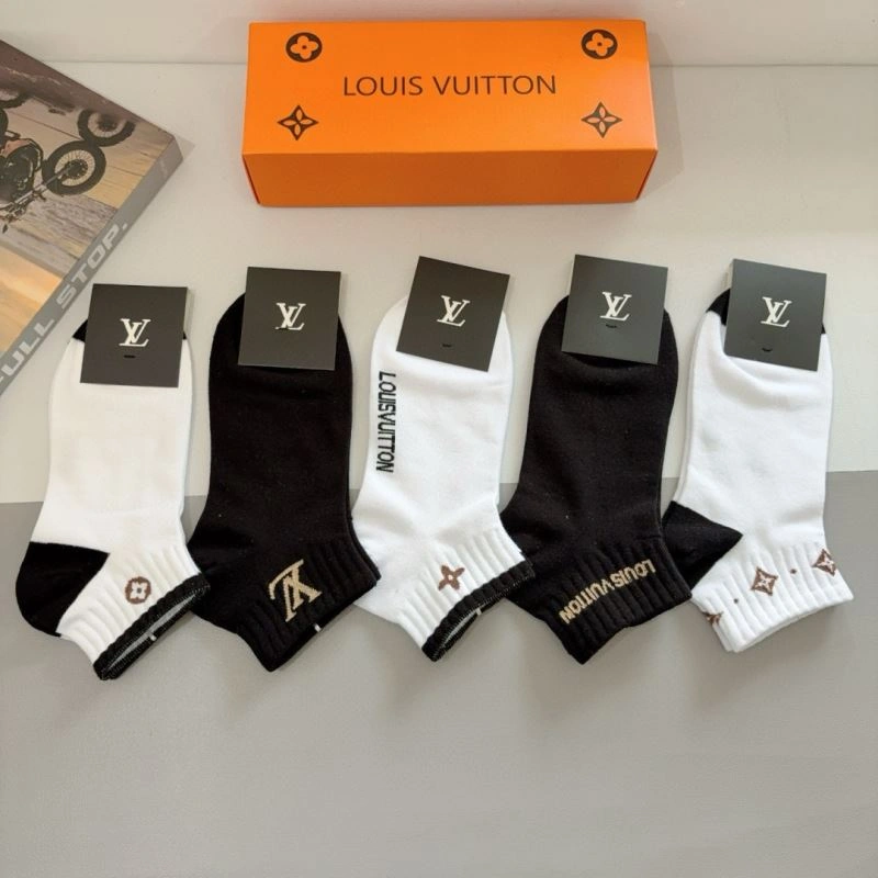 Low-cost Louis Vuitton Socks