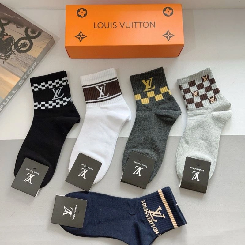 Inexpensive Louis Vuitton Socks