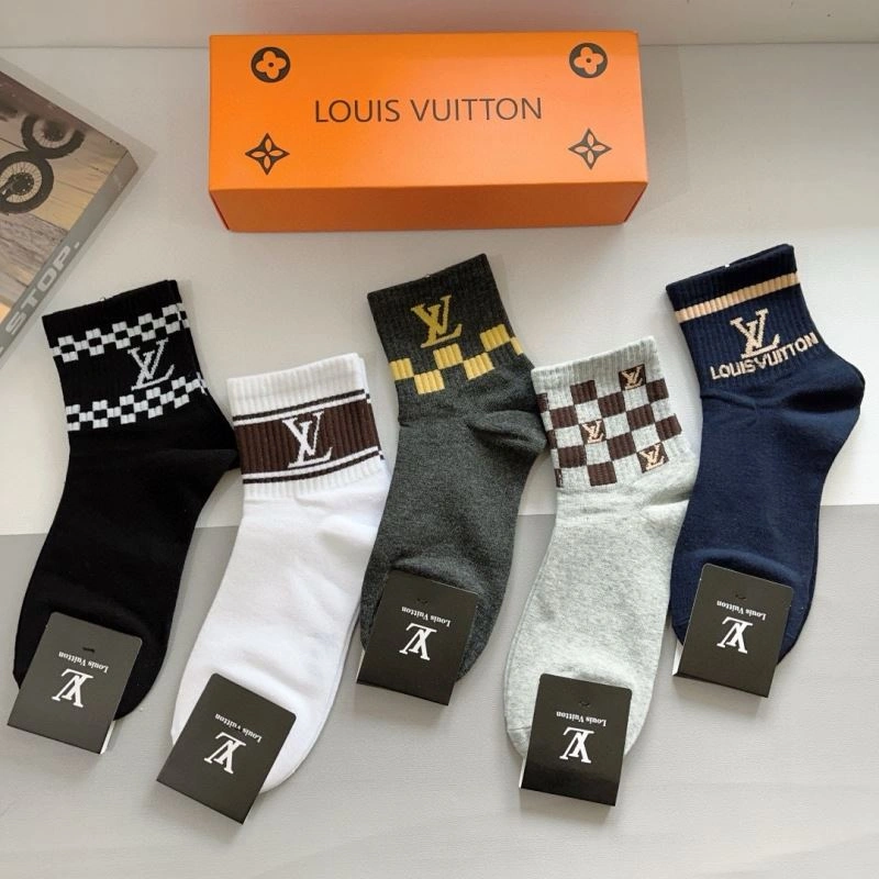 Inexpensive Louis Vuitton Socks