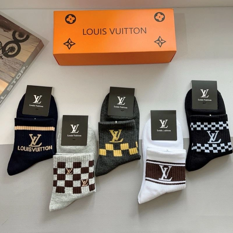 Inexpensive Louis Vuitton Socks