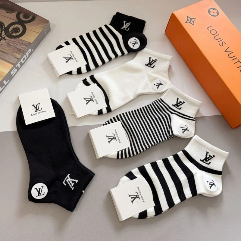 Perfect replica Louis Vuitton Socks