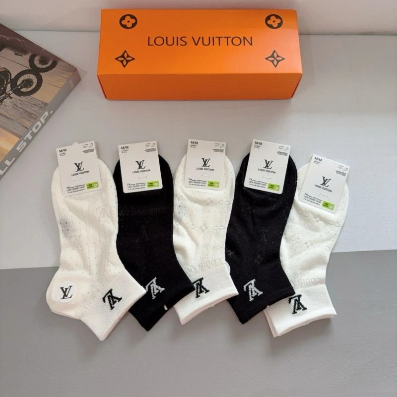 Reasonably priced Louis Vuitton Socks