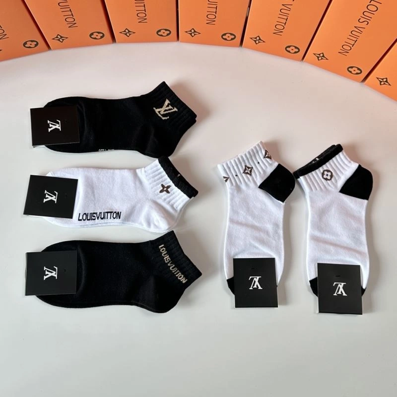 Discounted Louis Vuitton Socks
